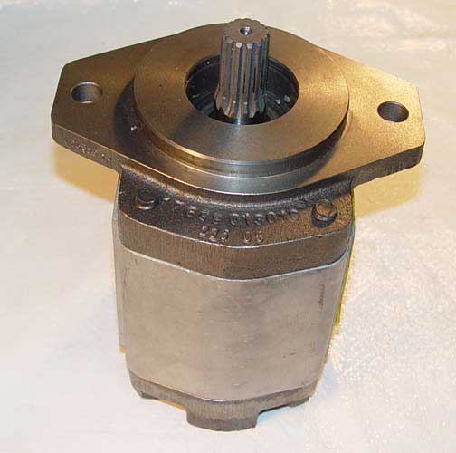 AT74412 – John Deere hydraulic pump – Construction Parts HQ